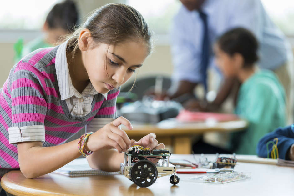 The Commotion-Free Classroom: Structures & Strategies for a Self ...