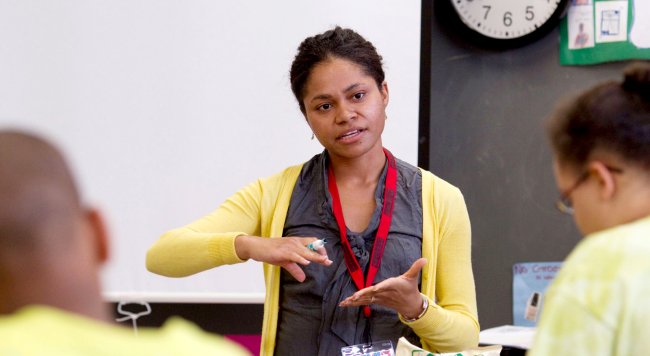 3 Lessons on Classroom Management Learned as a New Teacher | Edutopia