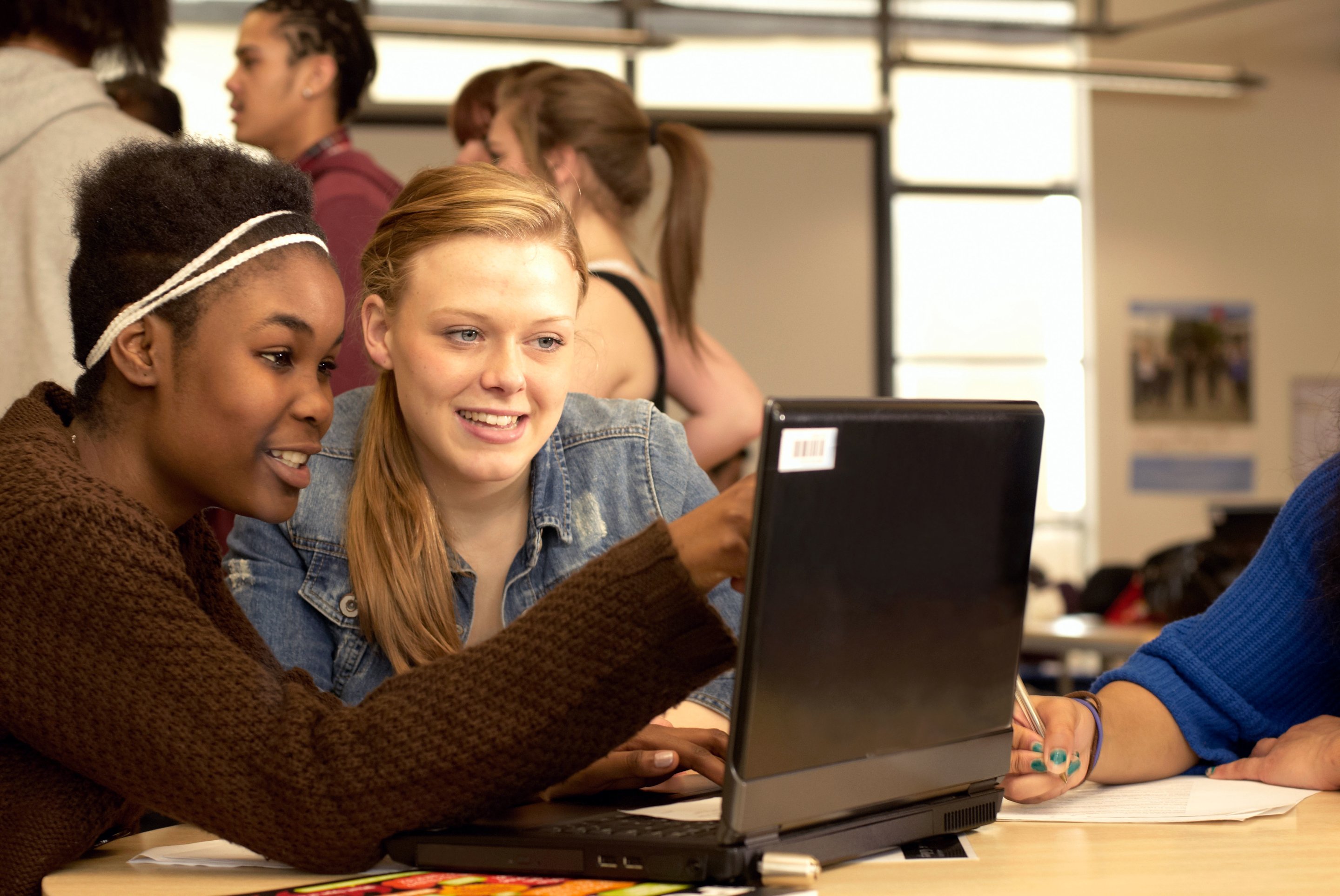 Creating a Student-Led Writing Center in High School | Edutopia