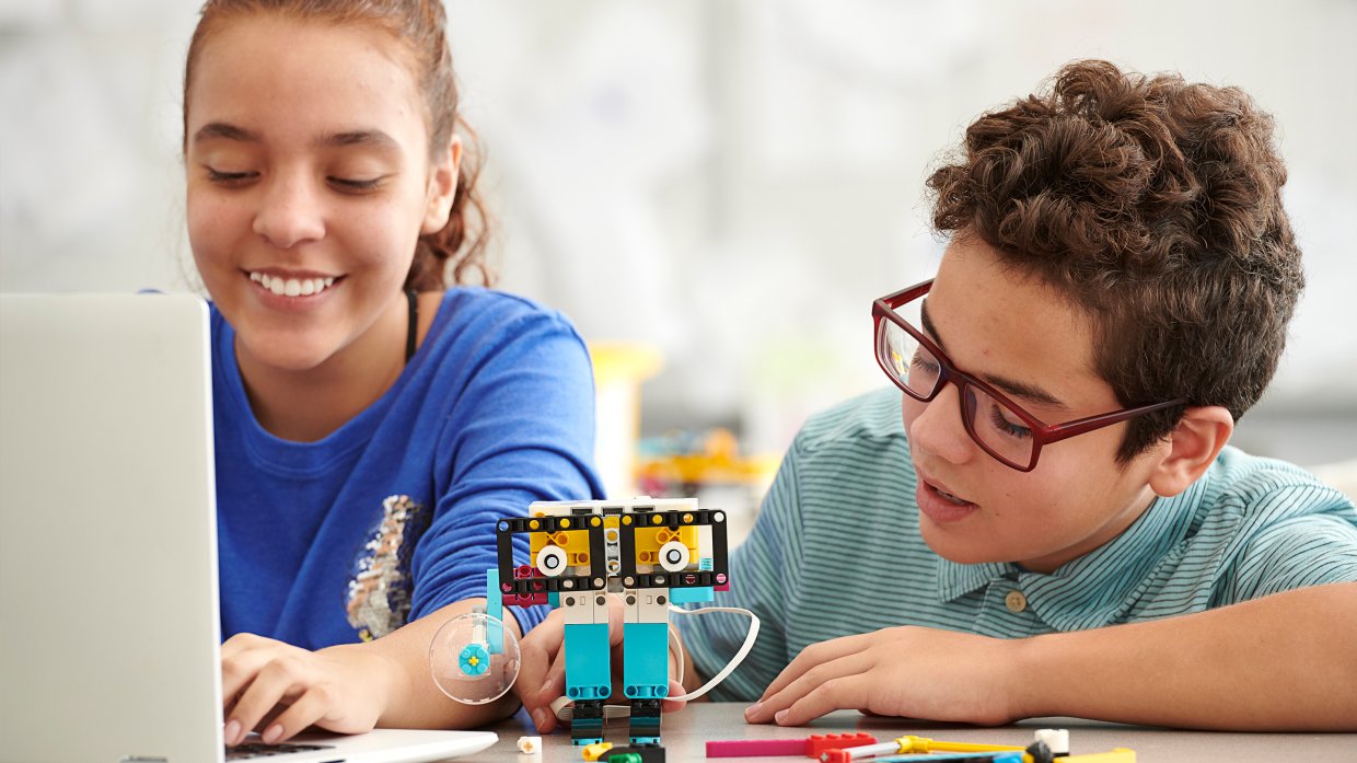 Incorporating Coding in Middle School STEM Classes | Edutopia