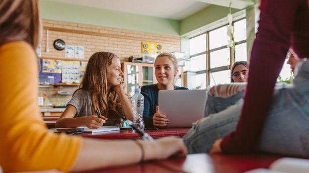 Simple Ways to Solicit Peer Feedback in High School English Classes ...