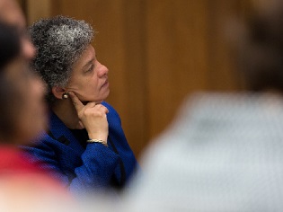 The Difference Between Administrator and Leader | Edutopia