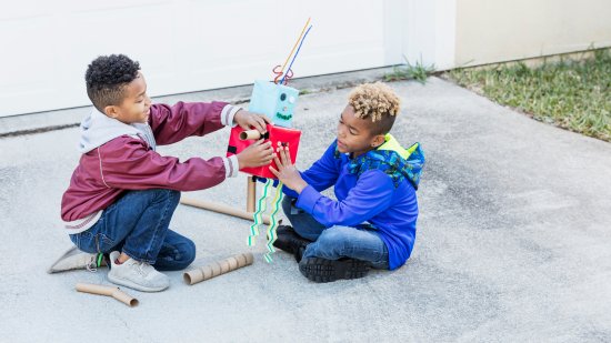 5 Ways to Give Elementary Students a Makerspace Experience at Home ...