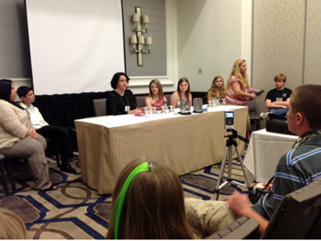 Plan a "Digital Family Summit" to Engage Students and Parents | Edutopia