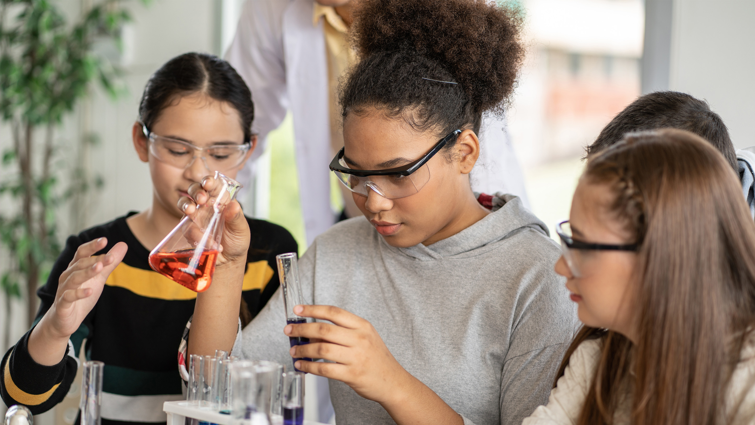 Connecting Science to Social Issues in High School | Edutopia