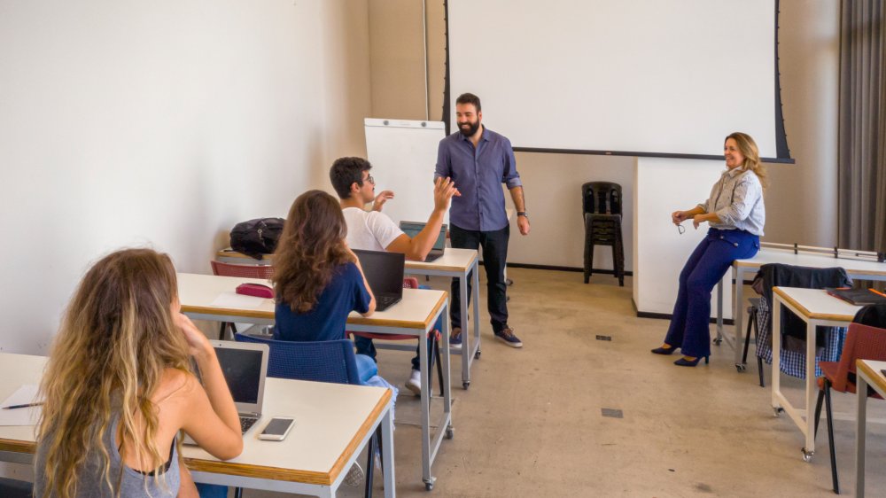 Making the Most of Guest Speakers in High School | Edutopia