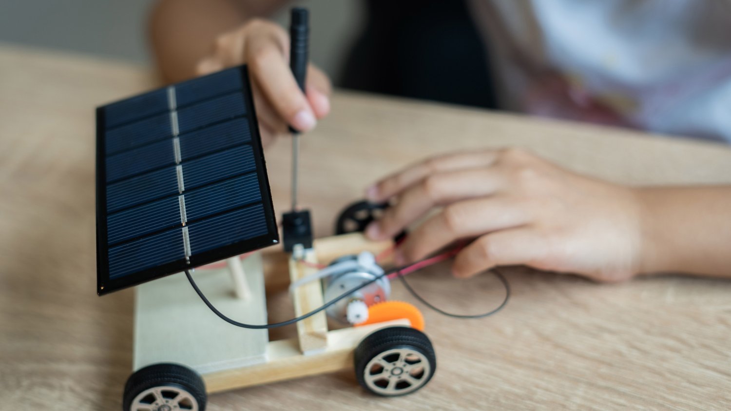 Facilitating Middle School STEM Projects | Edutopia