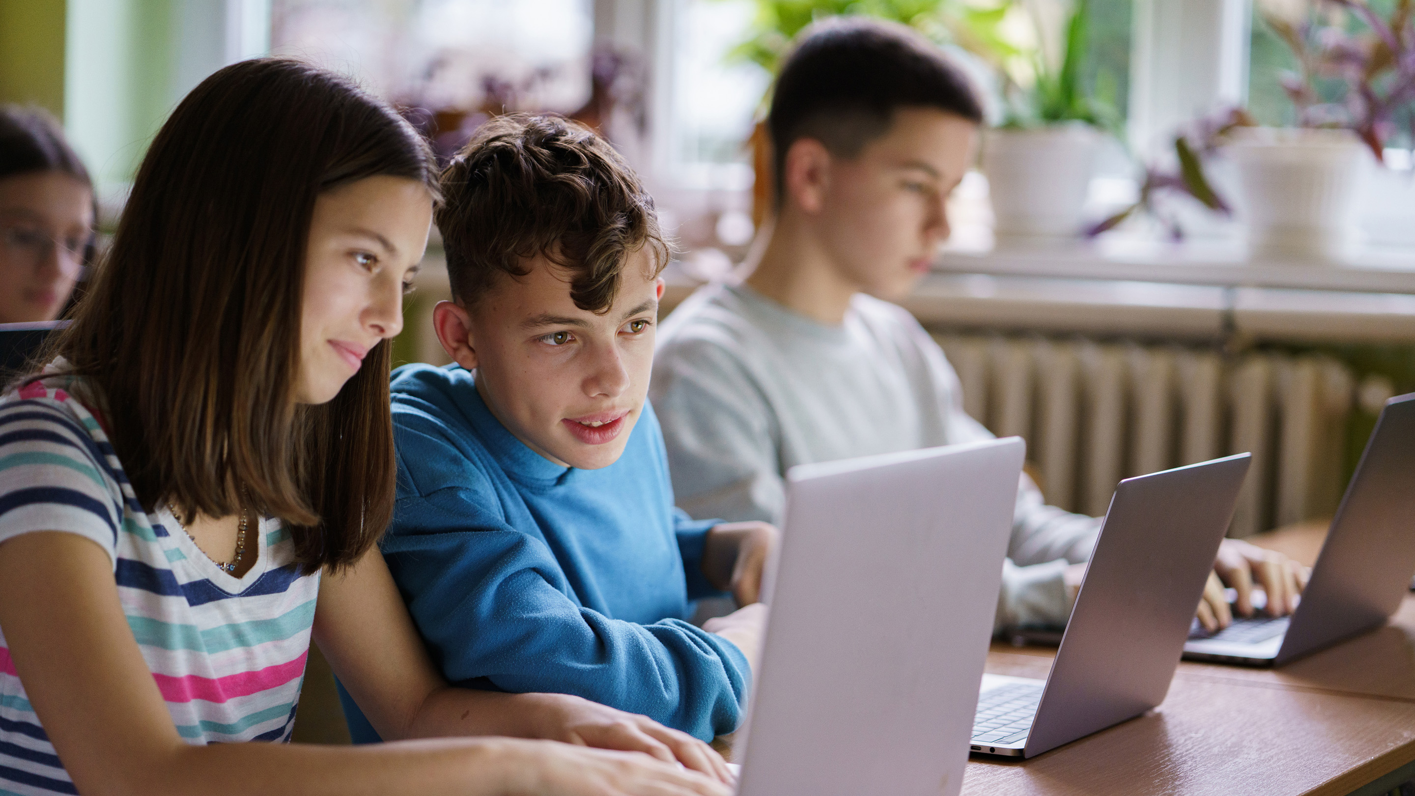 Media Literacy in the Age of AI: A Guide to Teachers | Edutopia